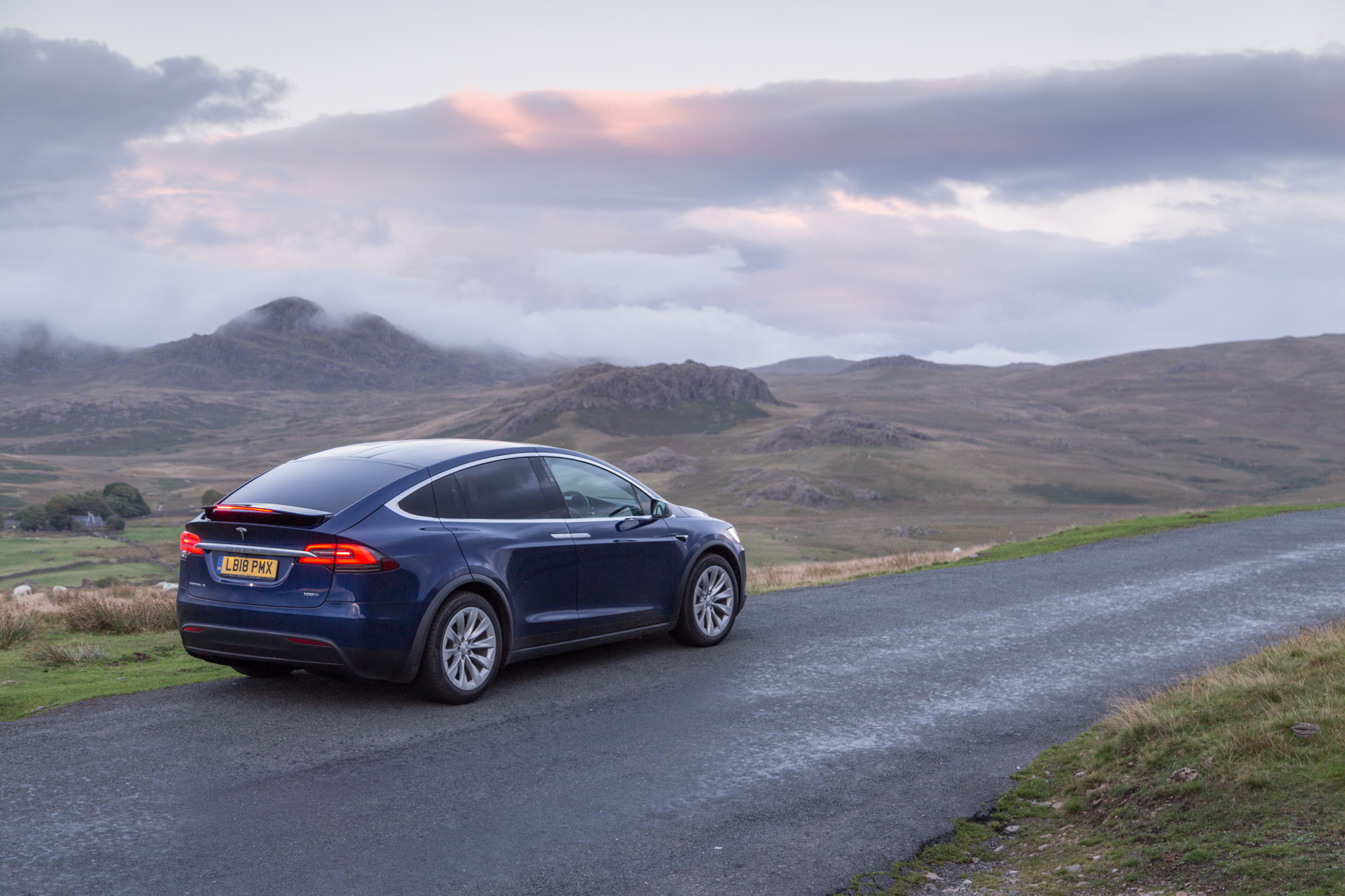 特斯拉模型Y拖曳能力️ Is It Worth It? - beplay体