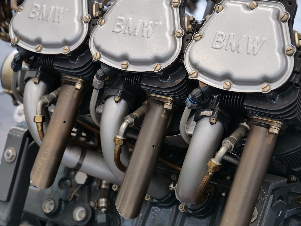 Why Is Your Engine Running Lean: Symptoms, Causes, How To Fix - beplay体